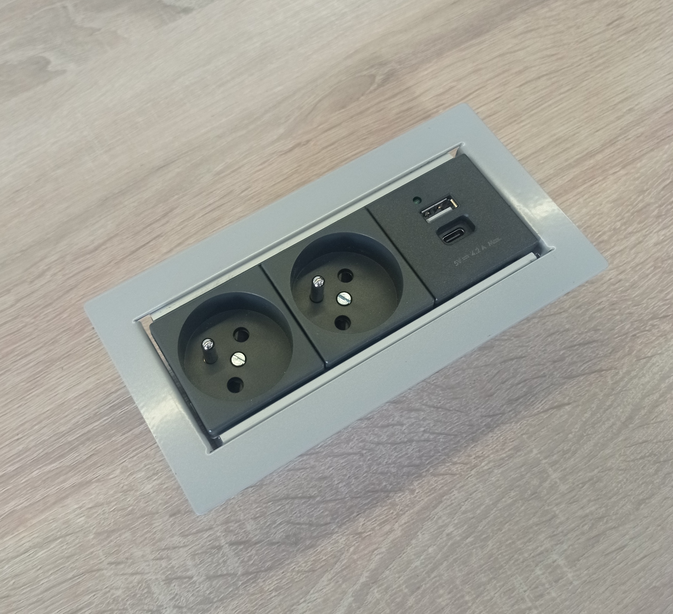 FORMAT-SKLEP elektrotechnika dla domu, biura i przemysłu